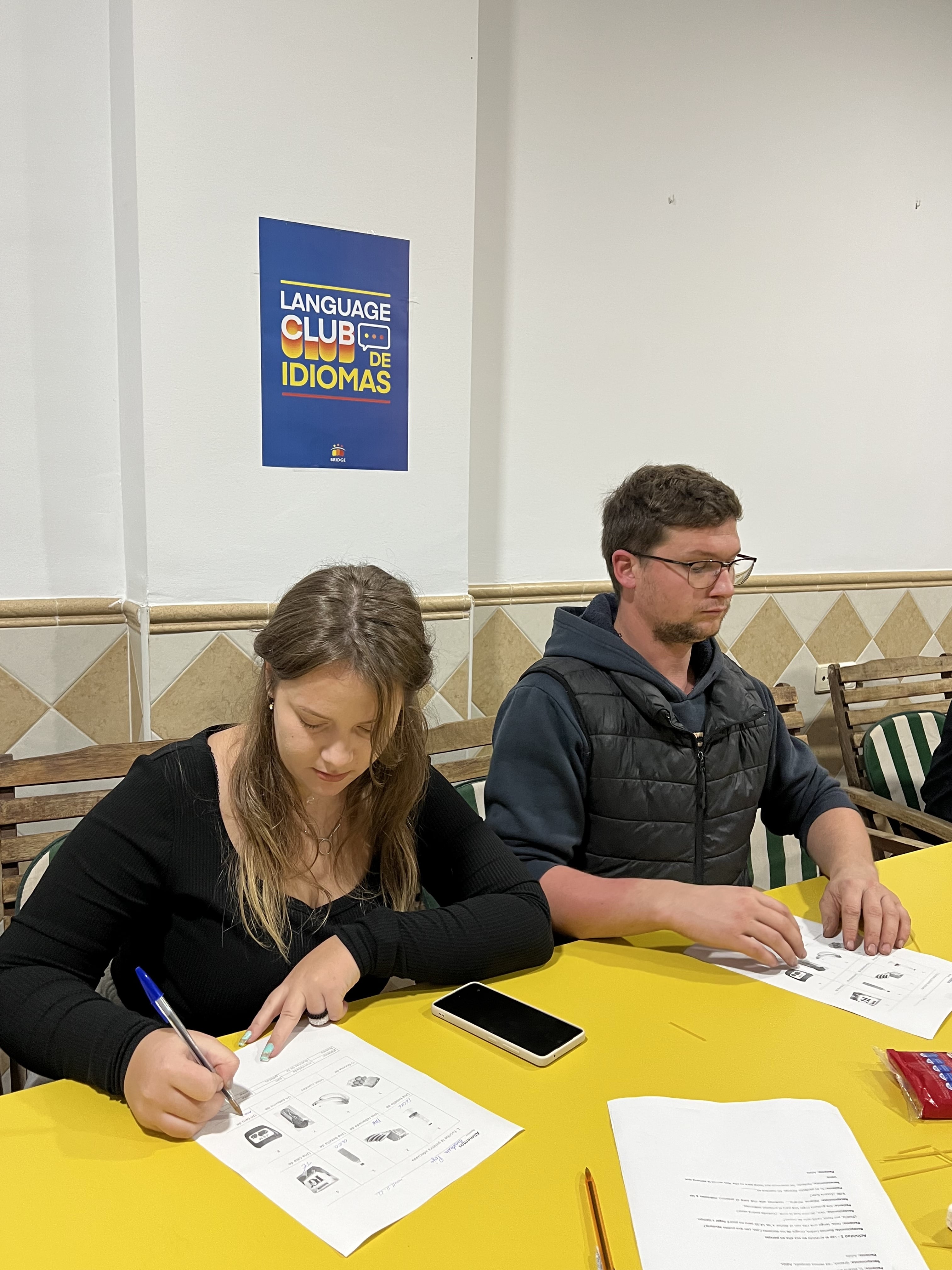 Language club in Spain | Bridge Migrants